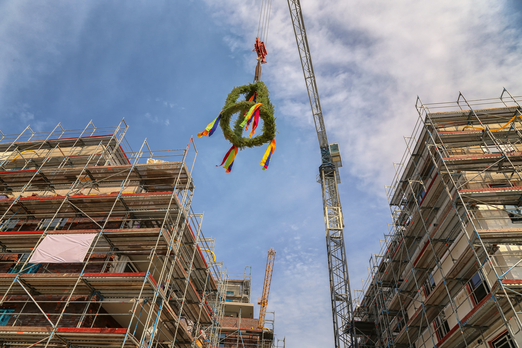 Bauleistungen: Nachfrage bleibt ungebrochen | Haustec