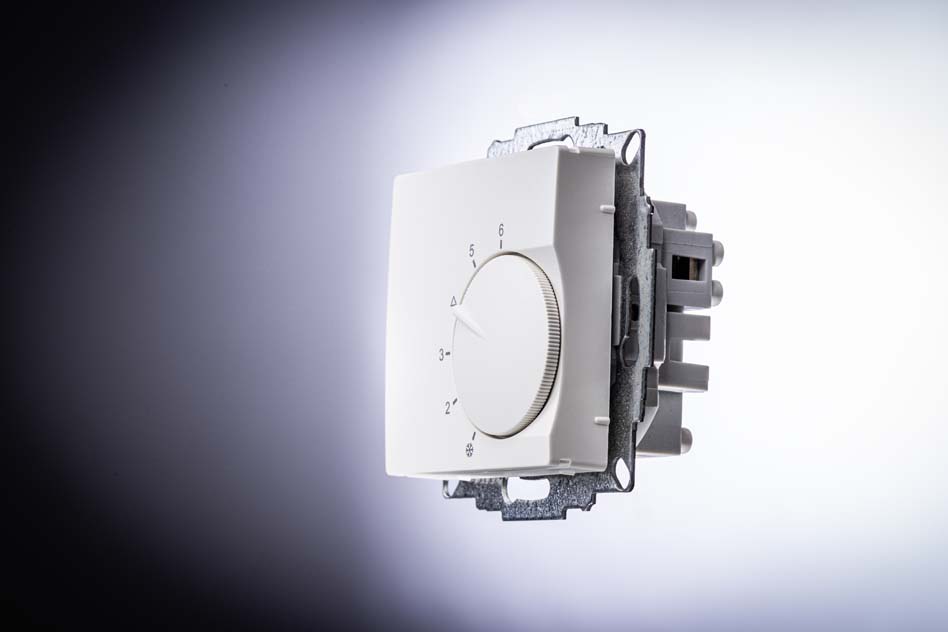 Eberle UTE 2800: Nächste Generation von elektronischen Unterputz-Reglern | Haustec