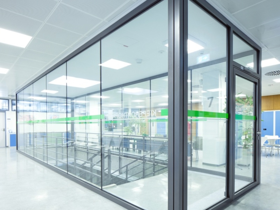 Vetrotech: Brandschutzglas Contraflam Structure 30 Vetrogard RC2/RC4 ...