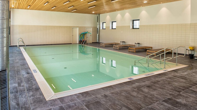Aschl sorgt für Pool-Entwässerung in Kneipp-Kurhaus Marienkron | Haustec