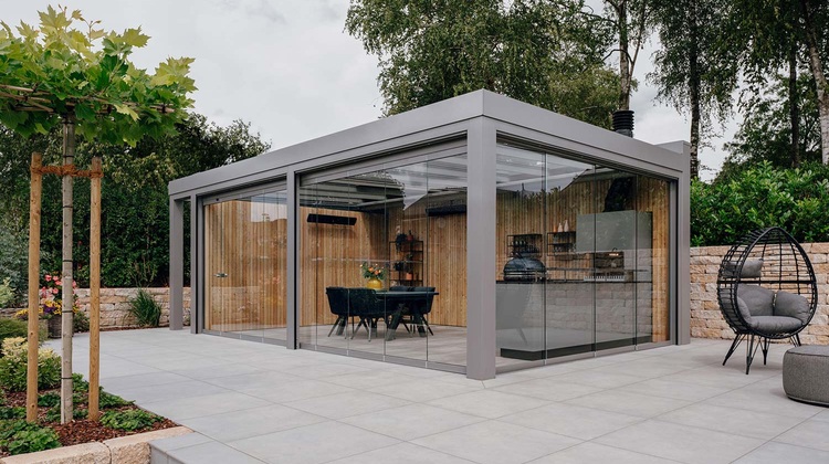 Solarlux: Glashaus als trendige Outdoor-Küche | Haustec