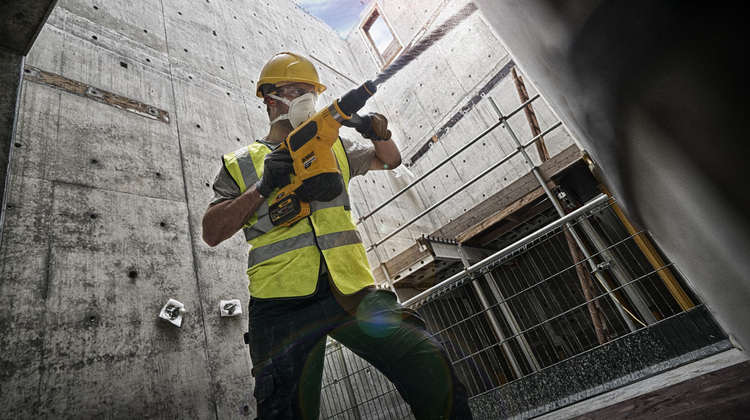 Dewalt XR Flexvolt-Kombihämmer: Volle Power ohne Kabel | Haustec