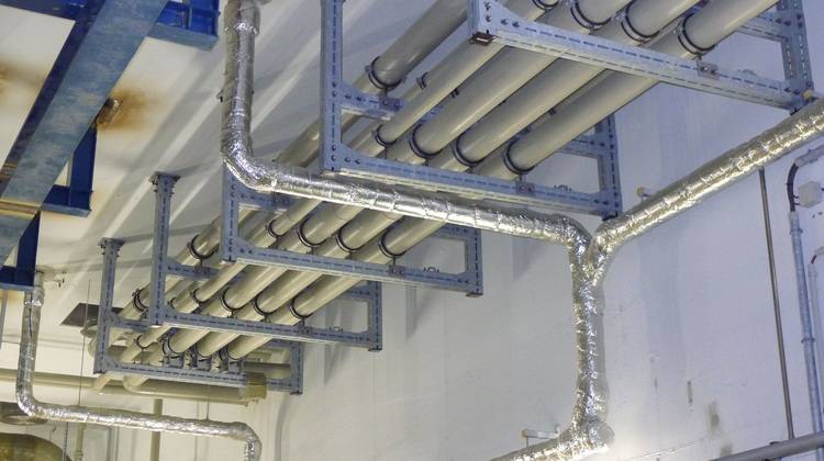 Montageschienen für Rohrleitungen: In 9 Schritten Sicherheit schaffen | Haustec