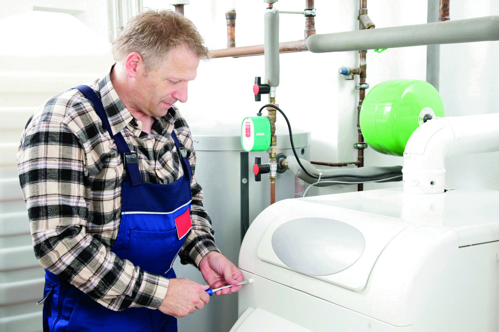 SHK-Handwerk: Keine Wartung durch Hersteller | Haustec