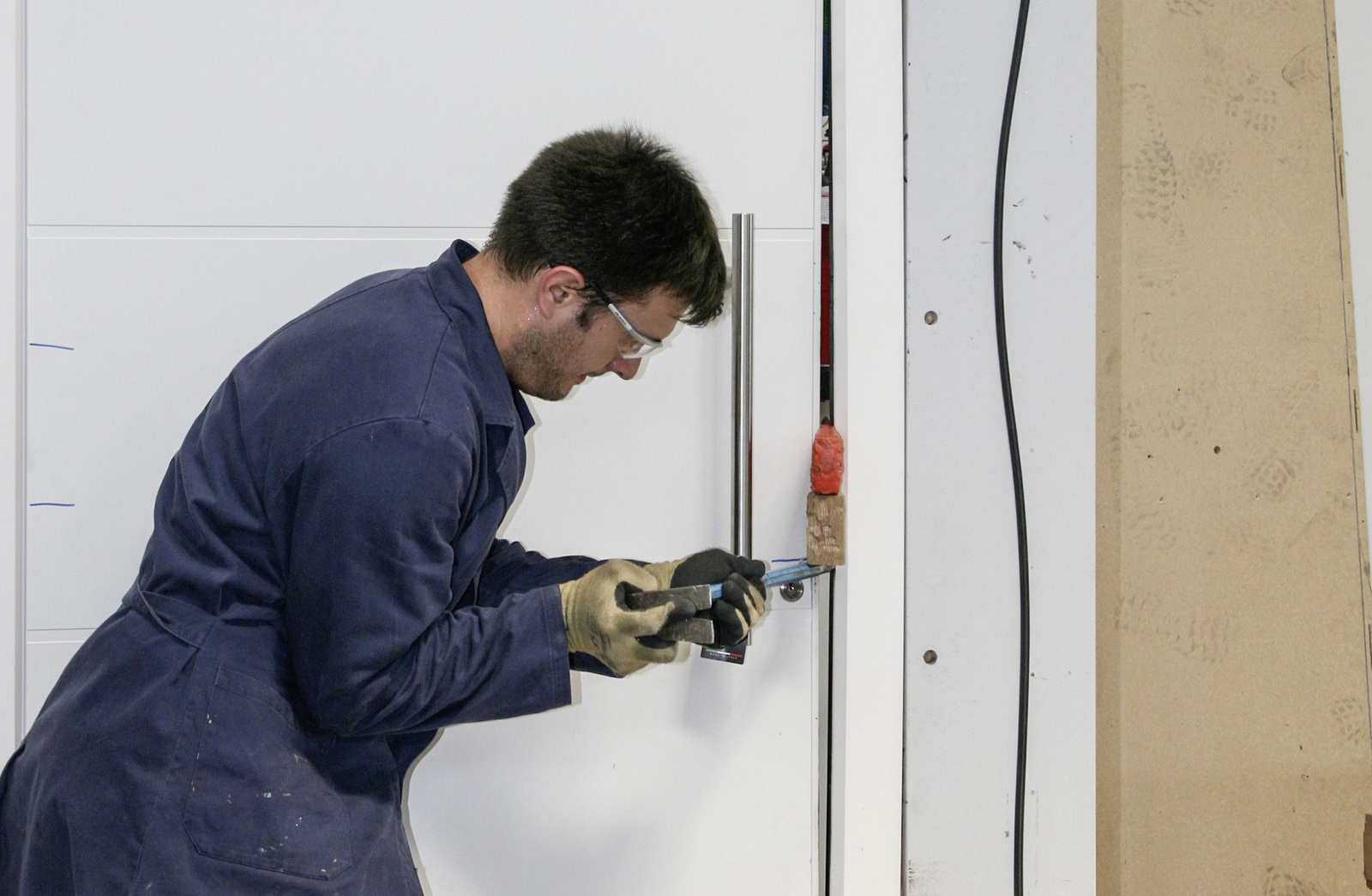 Einbruchschutz: Mechanische Sicherung ist wichtiger als Smarthome-Technik | Haustec