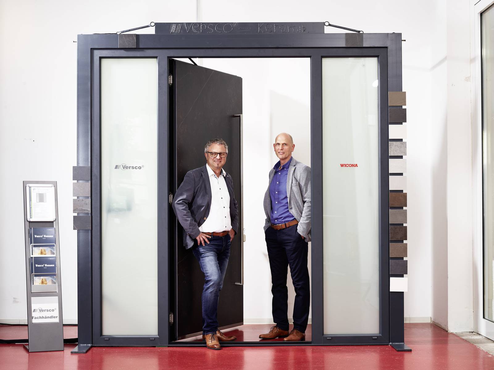 Versco Keramik-Haustüren mit reversibler Füllung | Haustec