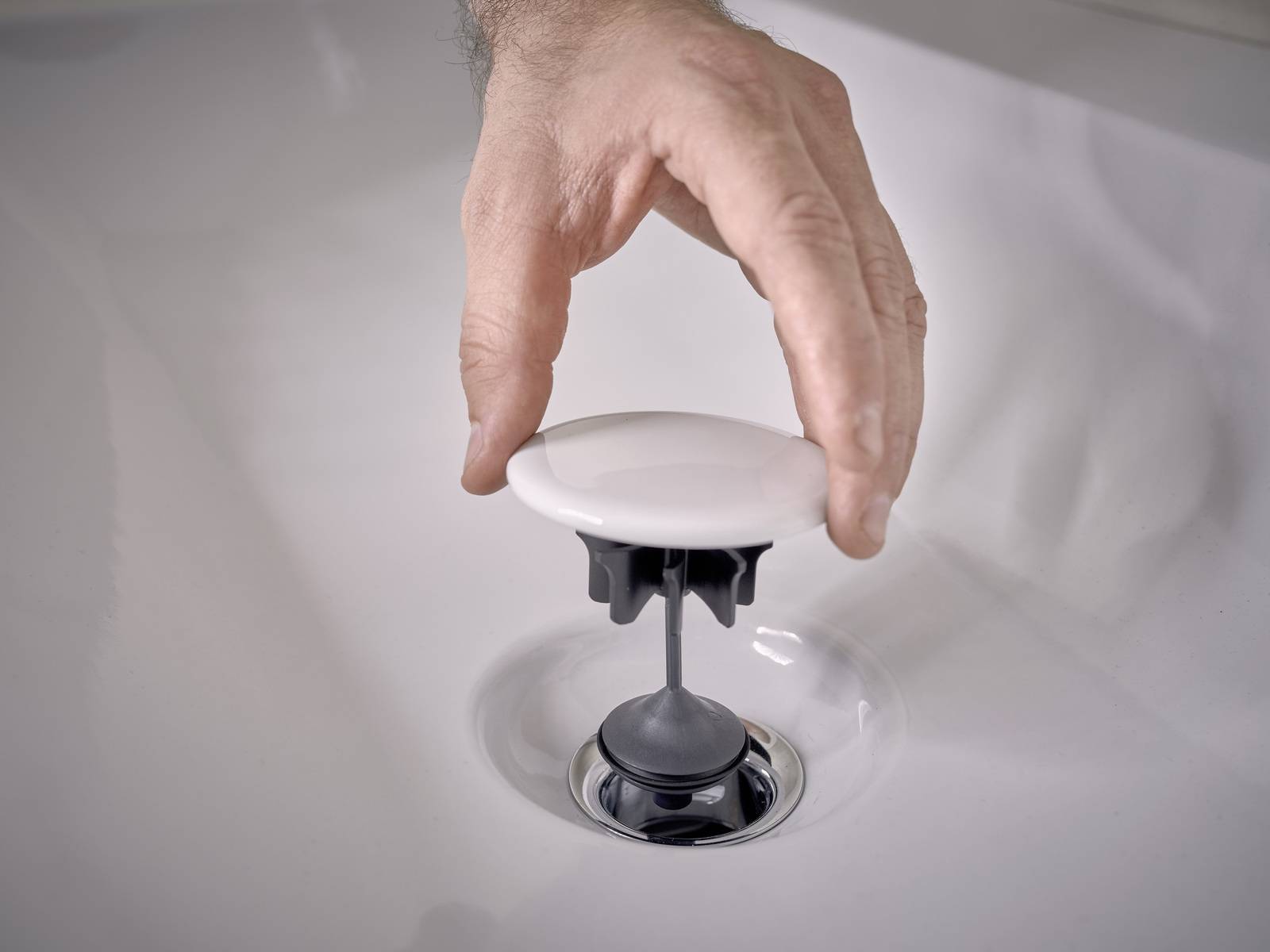 Montageanleitung: Platzsparender Siphon Geberit Clou | Haustec