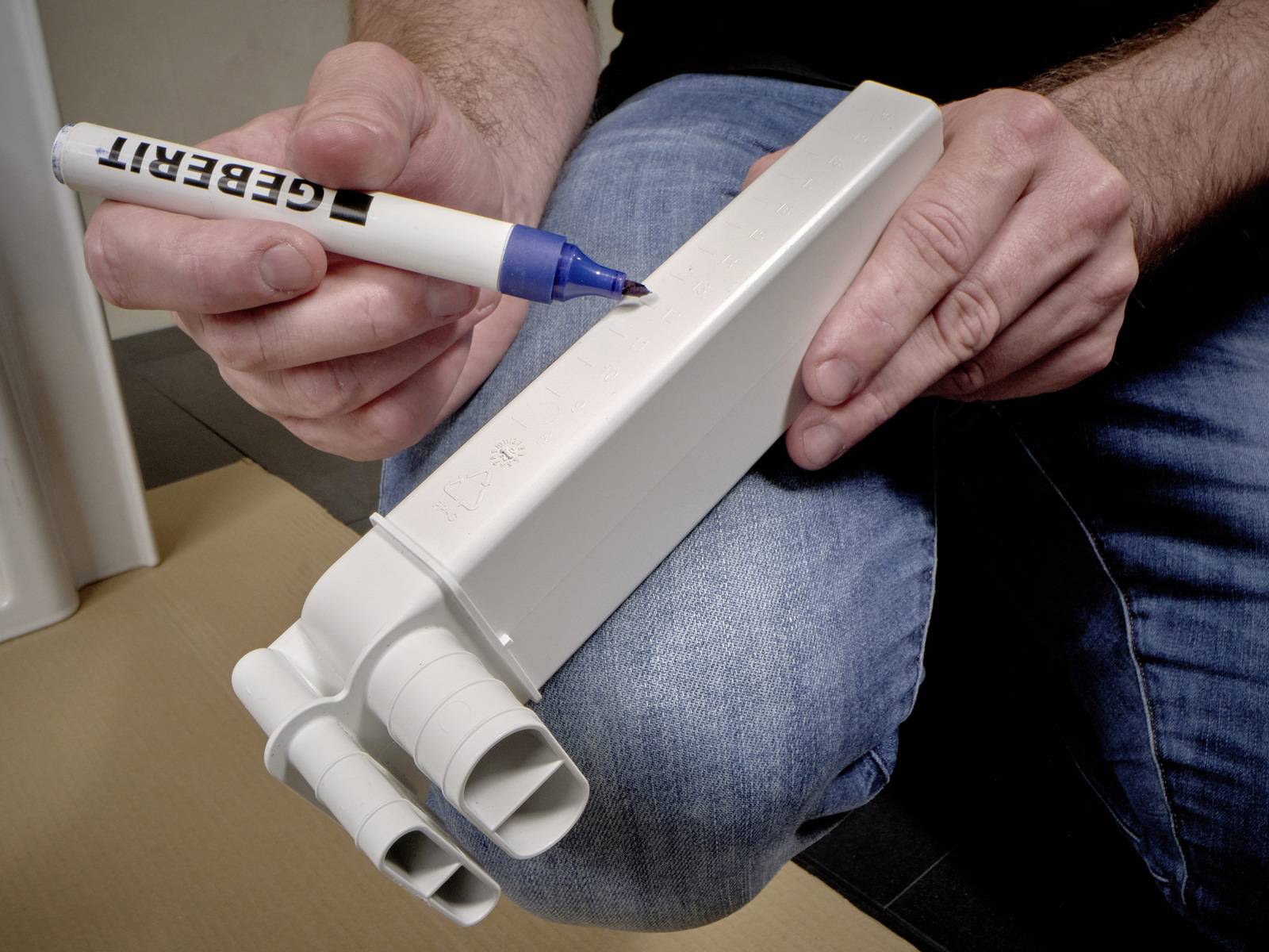 Montageanleitung: Platzsparender Siphon Geberit Clou | Haustec