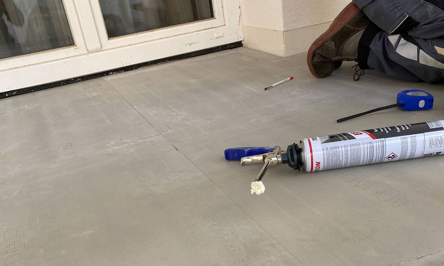 Thermische Balkonsanierung im Mehrfamilienhaus mit Triflex BTS-P | Haustec