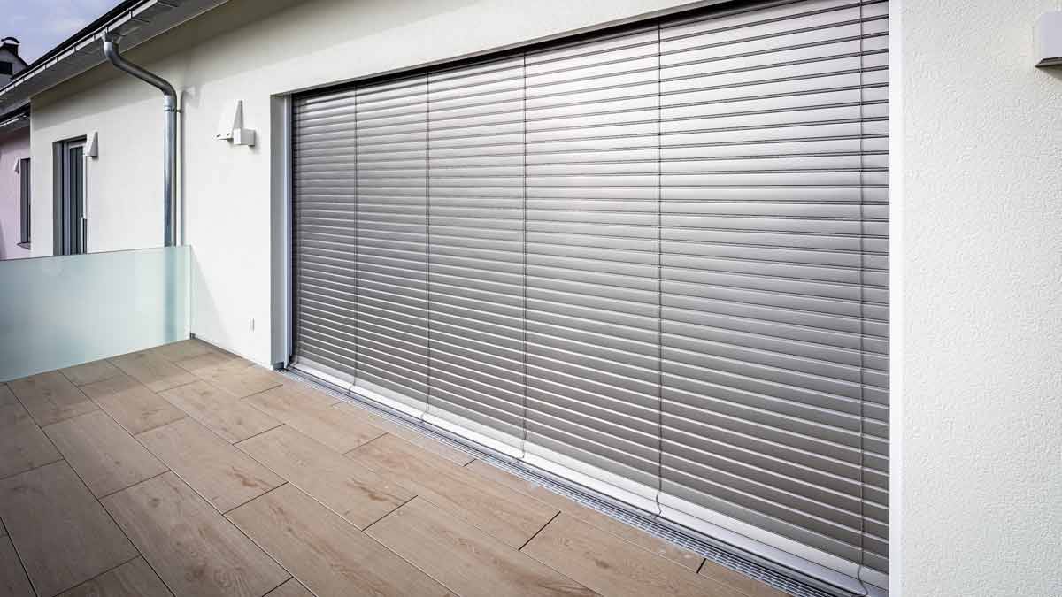 Kneer-Südfenster: Beschattung für Holzfertigbau | Haustec