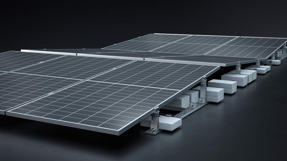 Aerocompact: Montagesystem Compactflat SN 2 für die PV-Installation auf Flachdächern | Haustec