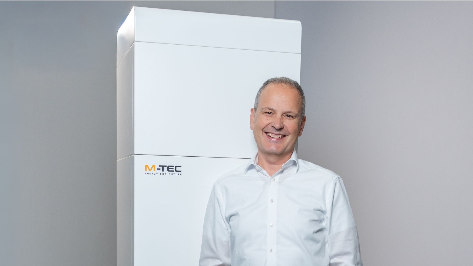 Bosch Compress 8800i AW: Hochtemperatur-Wärmepumpe in drei ...