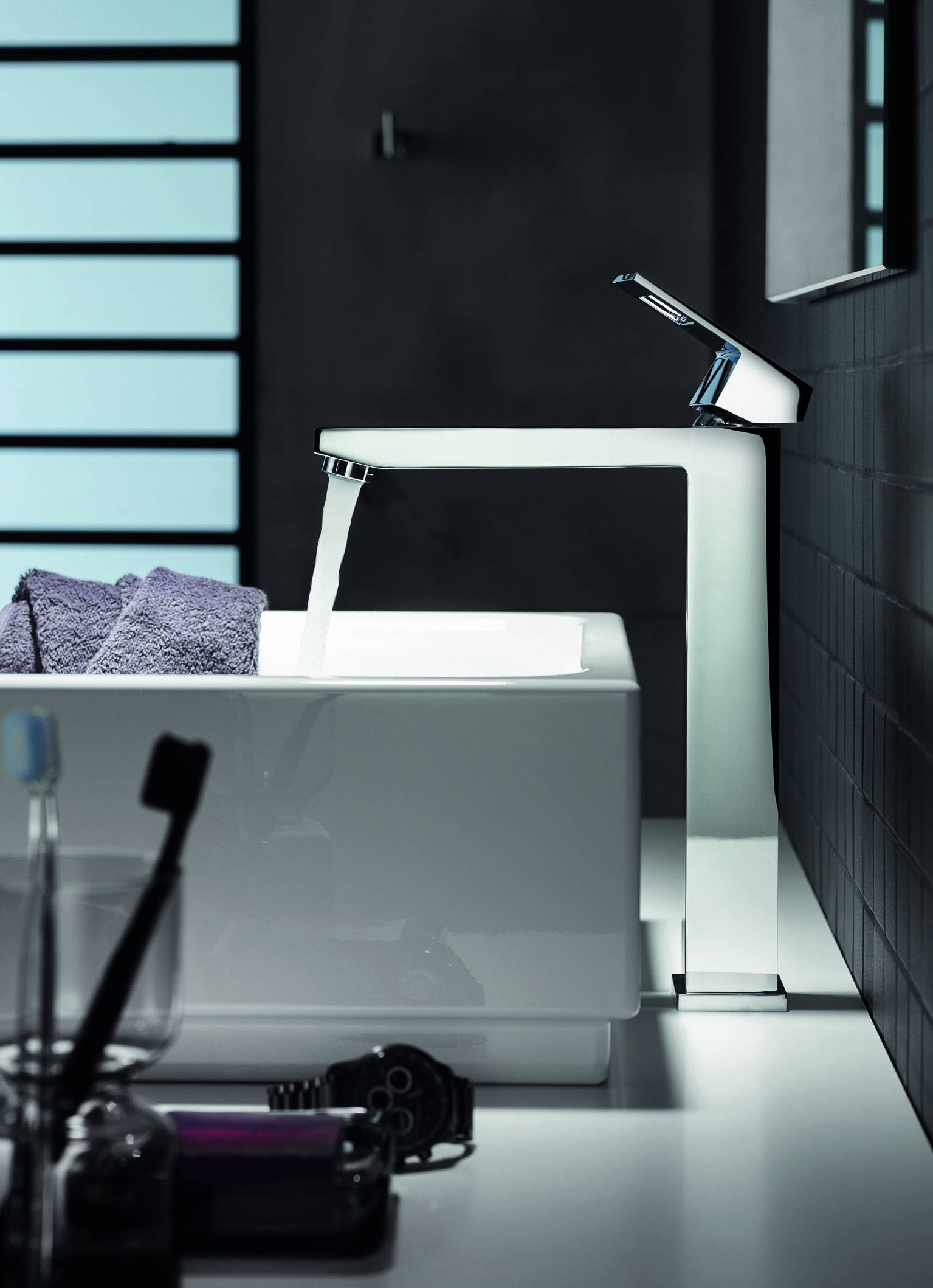 ISH 2017: Grohe präsentiert drei eigene Keramikserien | Haustec