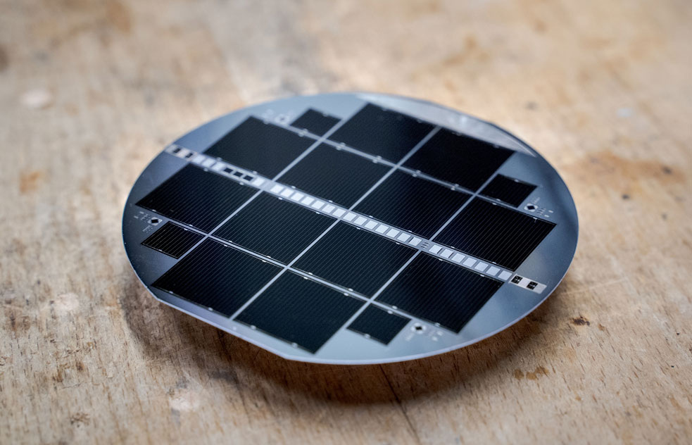 Neuer Solarzellenrekord: Höhere Wirkungsgrade im Tandem | Haustec