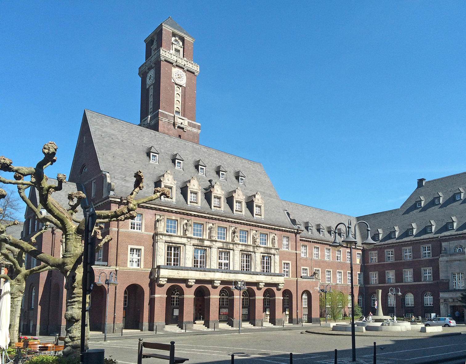 Wie Kommunen und Städte Kosten und CO2 sparen können | Haustec