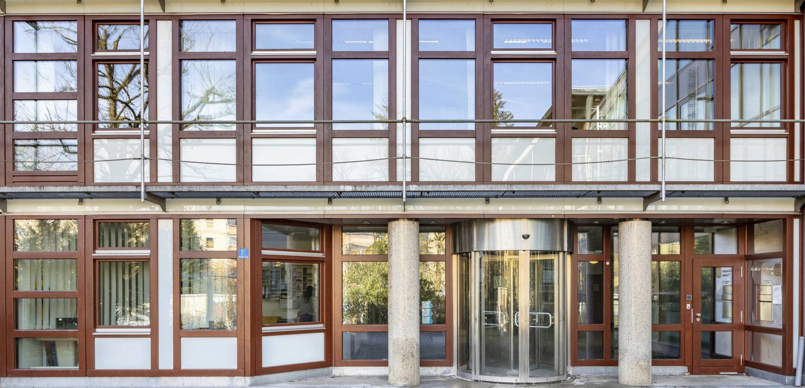 Brandschutzglas für Fassaden: Was kann das Sicherheitsglas Contraflam ...